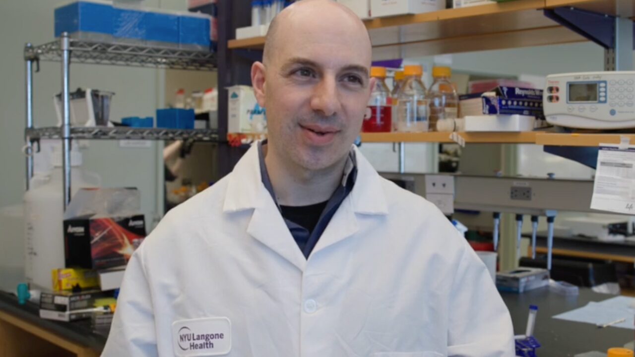 Hooters Drives Progress in Breast Cancer Research with the V Foundation ...